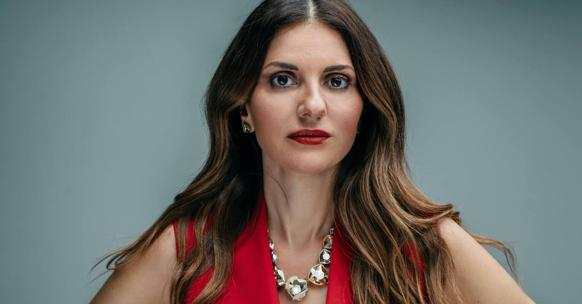 Dr. Kelly Vasileiadou | Schönheitschirurgie von Frau zu Frau